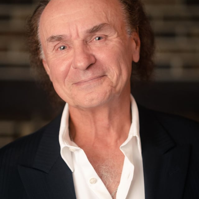 Joey Gregorash, entertainer RETURNS! by @Lori · Zencastr Video
